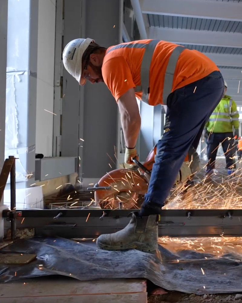 Video: Building the new AMF1 factory - Aston Martin F1 Team