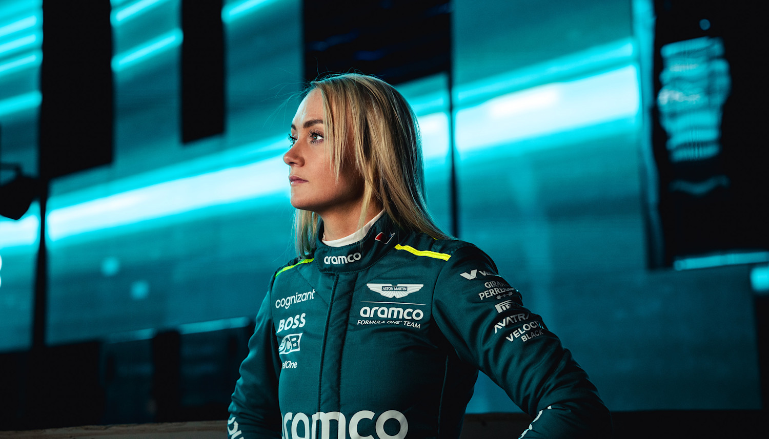 Behind the scenes of Jessica Hawkins' Riyadh demo run - Aston Martin F1 ...