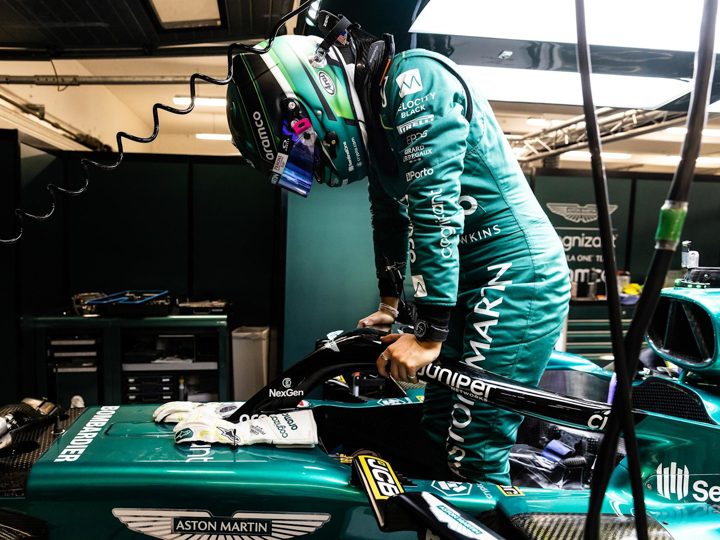 "The blood, sweat and tears were worth it" – Jessica on driving an F1 ...