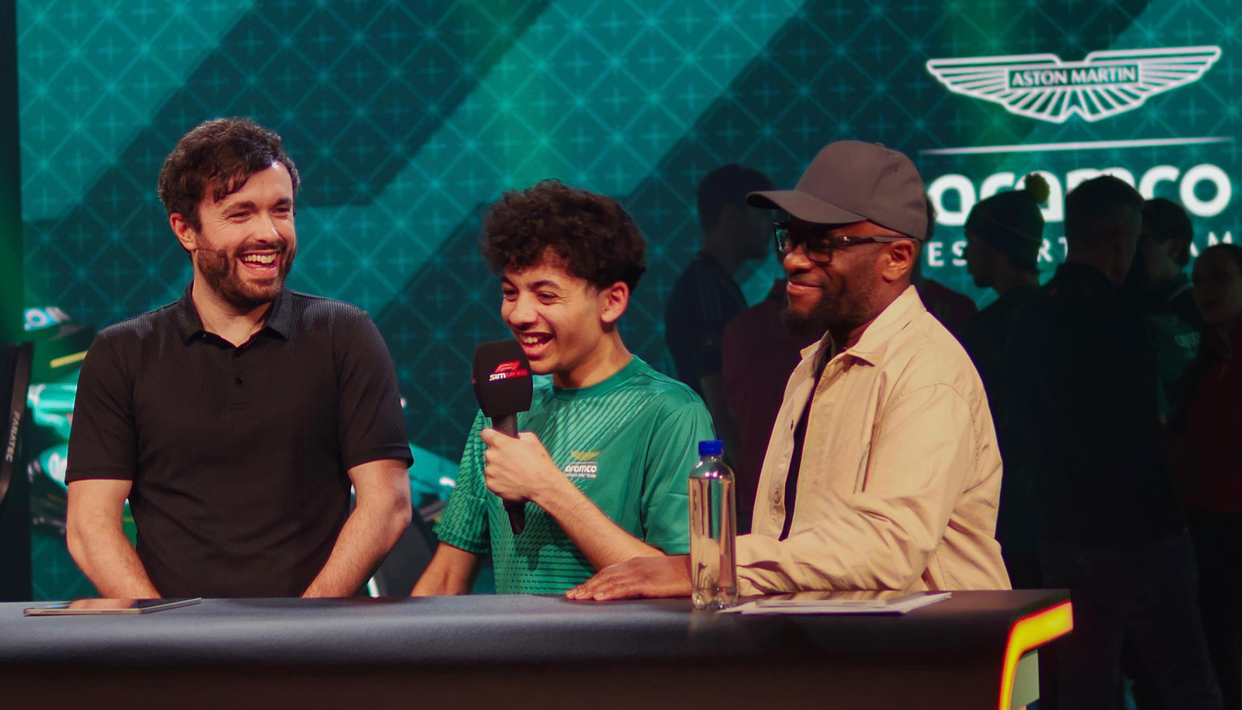 Otis Lawrence just won his first race in the F1 Sim Racing World ...