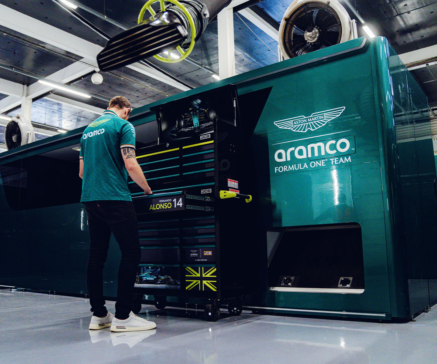 Aston Martin Aramco and JCB launch new and Limited Edition Tools ...