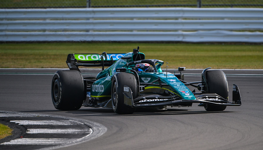 Joseph Loake completes debut F1 test in AMR22 - Aston Martin F1 Team