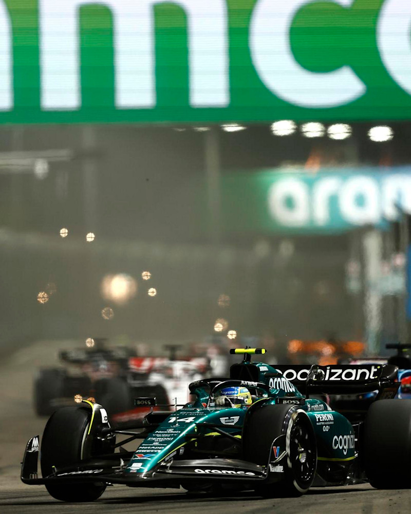 AvaTrade explains the F1 rulebook: Racing at night - Aston Martin F1 Team