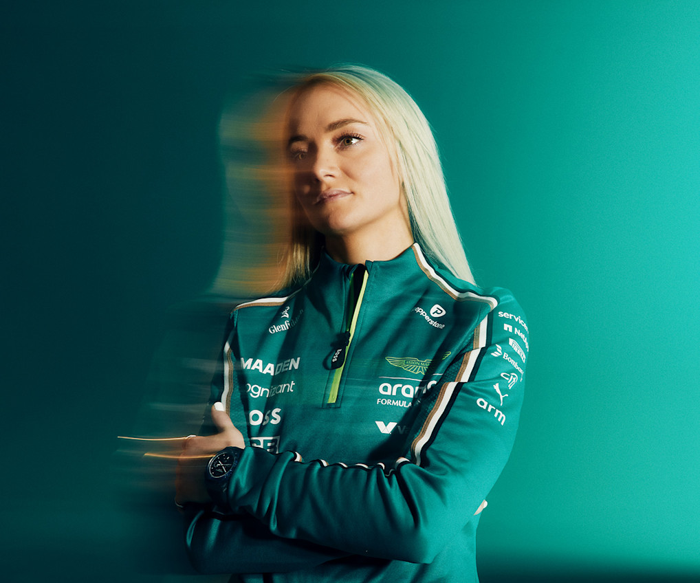 Jessica Hawkins - Aston Martin F1 Team