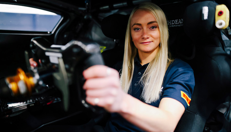 Jessica Hawkins to race in British GT - Aston Martin F1 Team