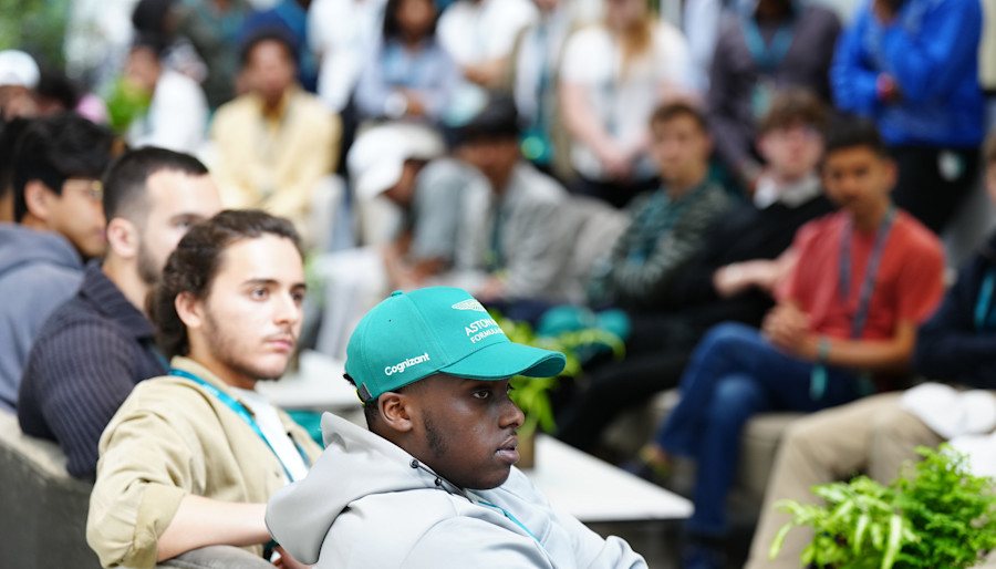 Breaking down barriers – AMF1 Team hosts Make A Mark Day at AMR ...