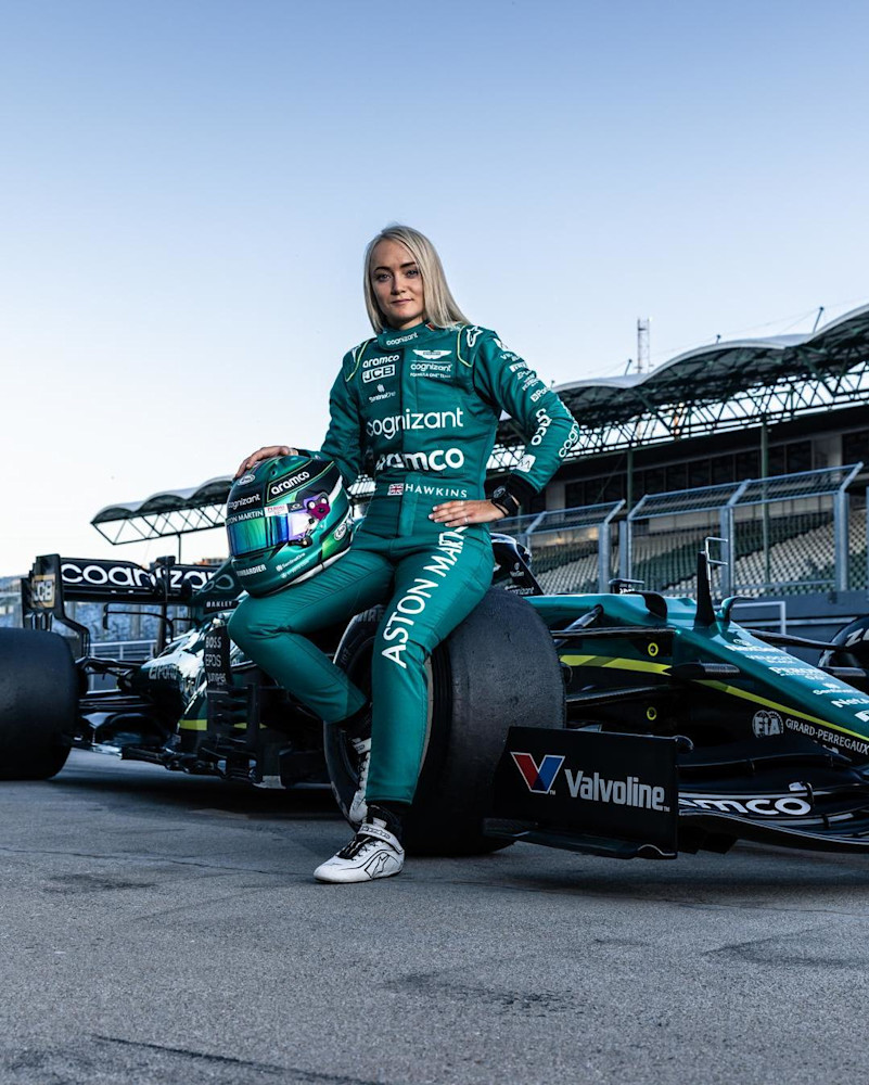 Jessica Hawkins completes debut F1 test with AMF1 Team - Aston Martin ...