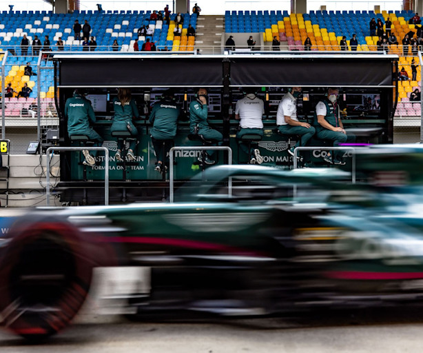 How big data helps shape F1's strategy calls - Aston Martin F1 Team