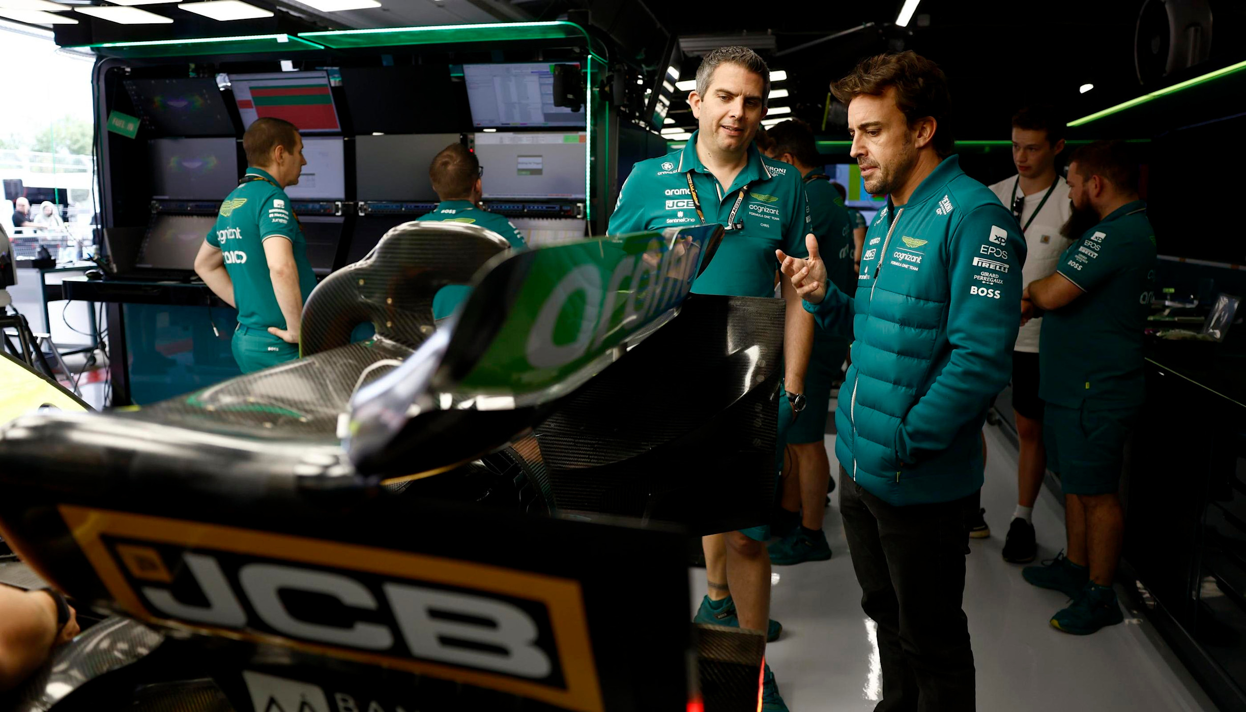 AvaTrade explains the F1 rulebook: Race length - Aston Martin F1 Team