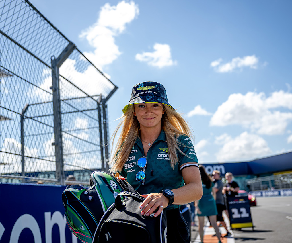 Jessica Hawkins - Aston Martin F1 Team