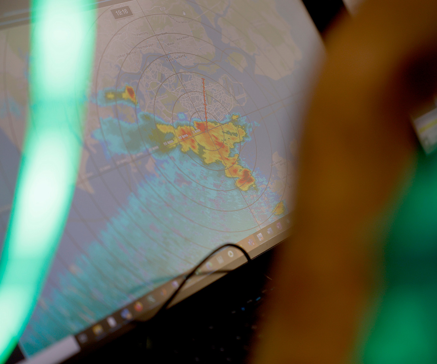 How weather influences F1 race strategy – presented by NetApp - Aston ...