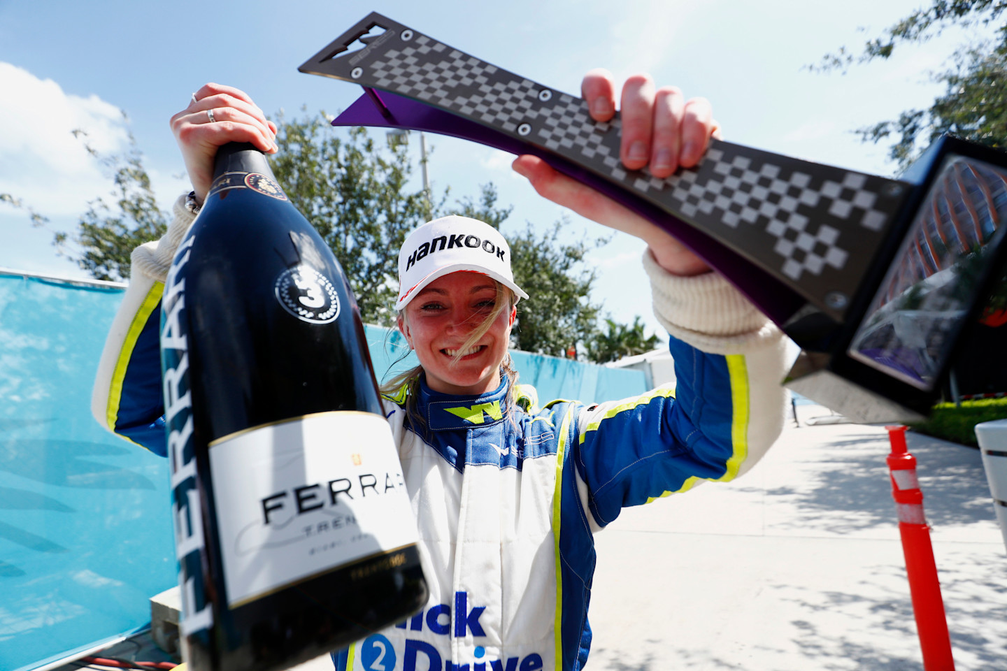 Jessica Hawkins - Aston Martin F1 Team